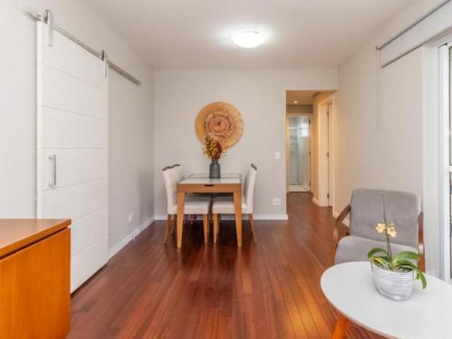 Aconchegante apartamento para venda em Vila Sofia com 3 quartos, sendo 1 suíte, 82m²