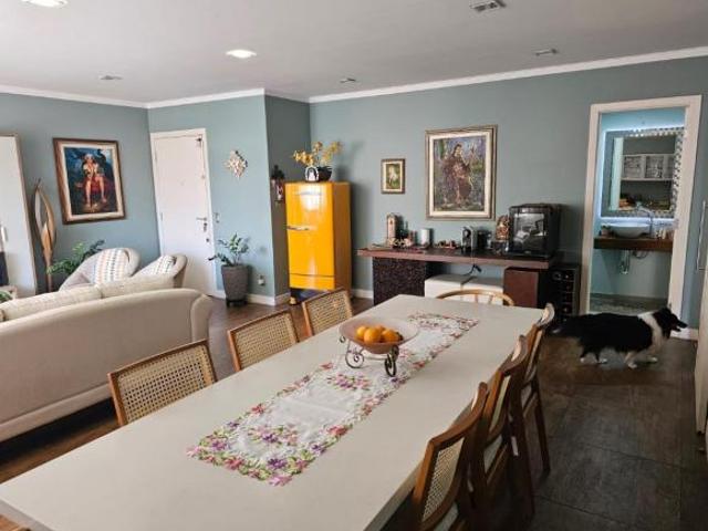 Agradável apartamento para venda em Aclimação com 3 quartos, sendo 1 suíte, 171m²