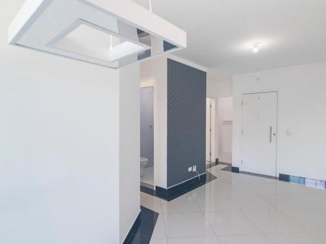 Excelente apartamento para venda em Bangú com 2 quartos, sendo 1 suíte, 62m²