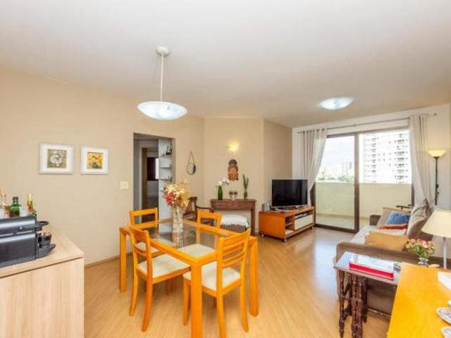 Agradável apartamento para venda em Cambuci com 2 quartos, sendo 1 suíte, 81m²