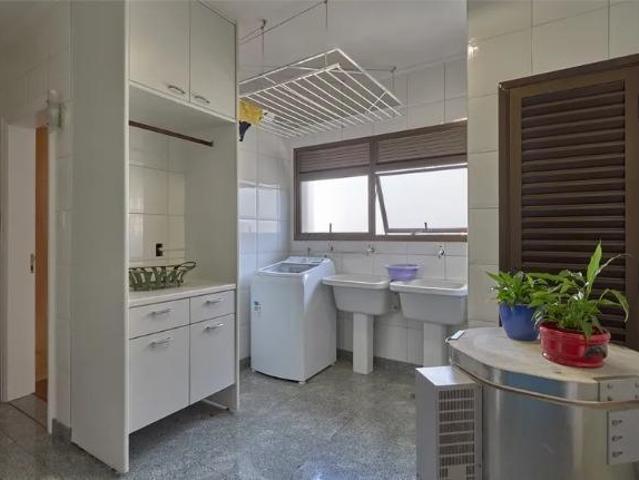 Aconchegante apartamento para venda em Campo Belo com 4 quartos, sendo 4 suítes, 276m² bruna stecc
