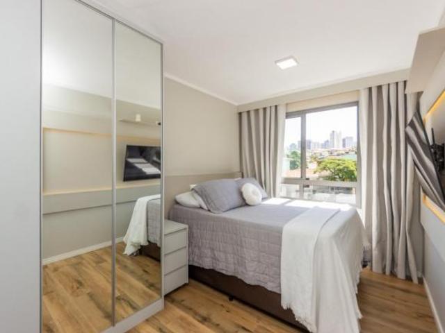 Aconchegante apartamento para venda em Chácara Inglesa com 2 quartos, sendo 1 suíte, 58m² leandro
