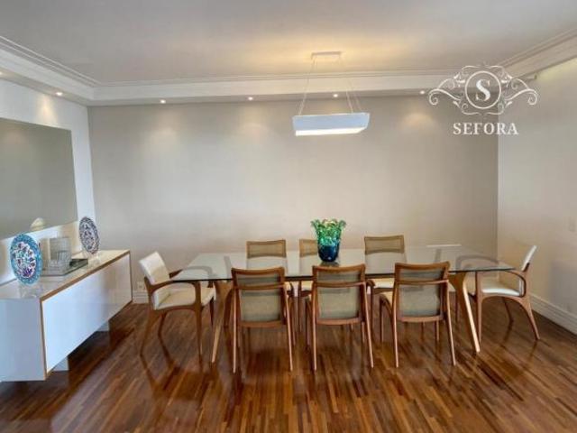 Versátil apartamento para venda em Ipiranga com 3 quartos, sendo 2 suítes, 213m²