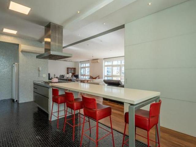 Elegante apartamento para venda em Jardim Paulista com 3 quartos, sendo 3 suítes, 239m² remaxincor