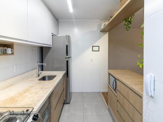 Aconchegante apartamento para venda em Piqueri com 2 quartos, sendo 1 suíte, 75m²