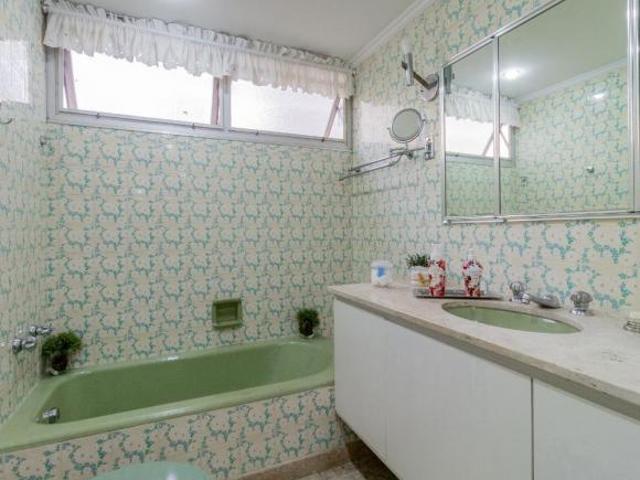 Funcional apartamento para venda em Jardim Paulista com 4 quartos, sendo 2 suítes, 198m² remaxfron