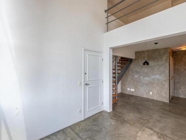 Deslumbrante duplex para venda em Paraíso do Morumbi com 1 quarto, sendo 1 suíte, 63m² remaxincorp