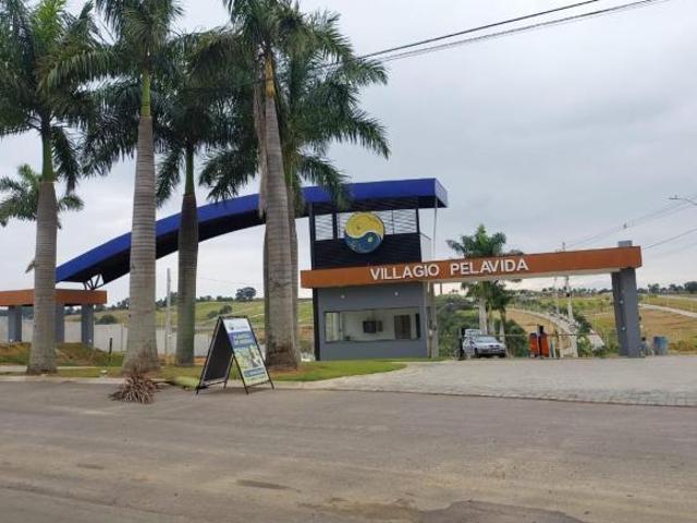 Sensacional lote em condomínio para venda em Barroquinha, 250m²