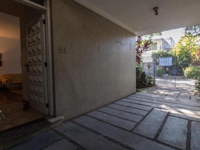 Imperdível sobrado para venda em Moema com 5 quartos, sendo 1 suíte, 209m² mayer boacnin#IKZUA