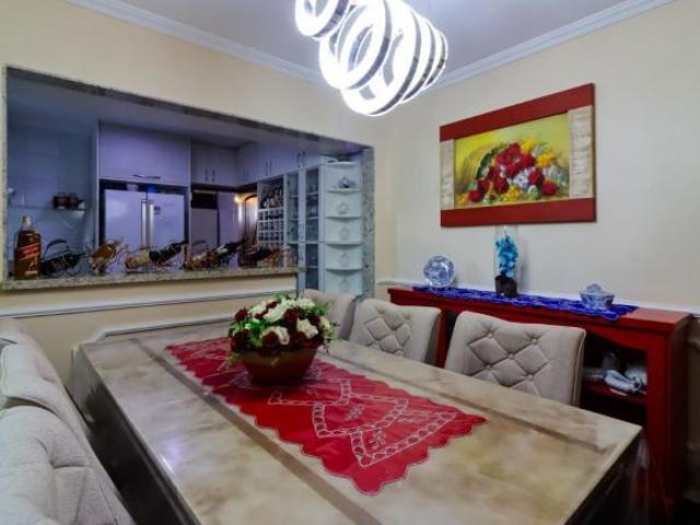 Deslumbrante sobrado para venda em Jardim Felicidade Zona Oeste com 3 quartos, sendo 1 suíte, 200m