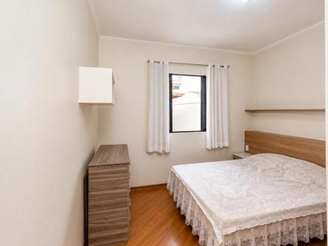 Atraente sobrado para venda em Jardim São José Zona Norte com 3 quartos, sendo 1 suíte, 110m²