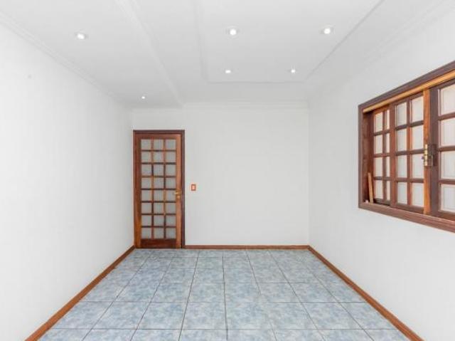 Imperdível sobrado para venda em Parque São Domingos com 3 quartos, sendo 3 suítes, 285m² leilaric