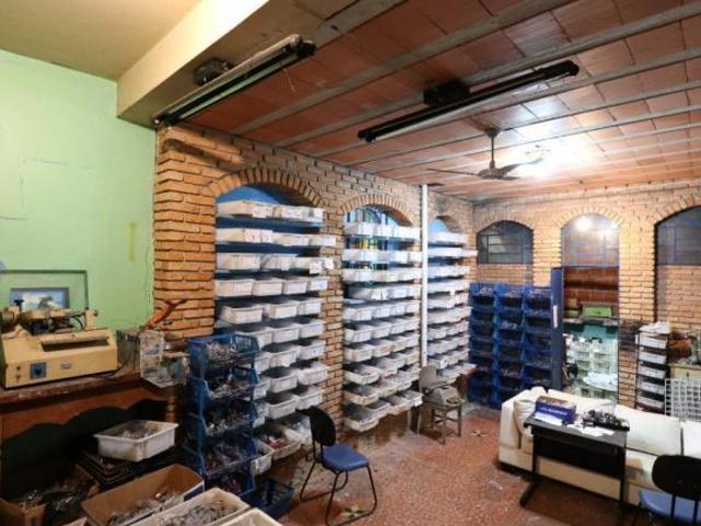Imperdível sobrado para venda em Vila Ipojuca com 4 quartos, sendo 1 suíte, 520m²