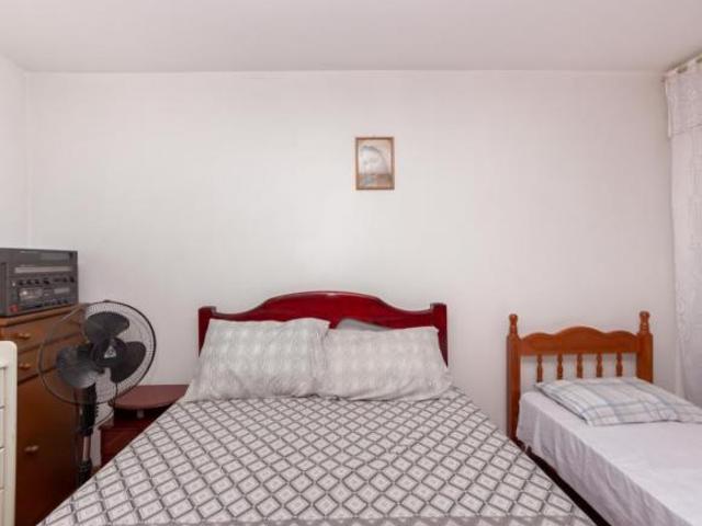 Confortável sobrado para venda em Vila Zat com 4 quartos, sendo 2 suítes, 300m² michelecandido#EBJ
