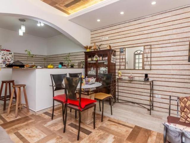 Aconchegante sobrado para venda em Vila Zat com 5 quartos, sendo 2 suítes, 200m² samuelmisiuk#G256