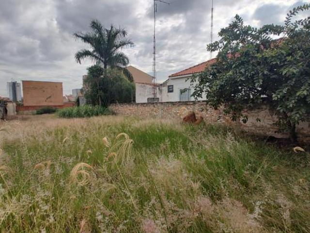 Imperdível terreno comercial para venda em Centro, 422m²