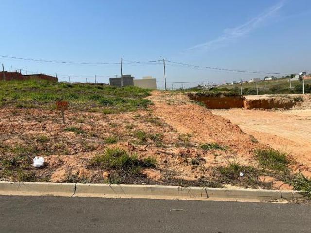 Confortável terreno residencial para venda em Parque Barnabé, 150m²
