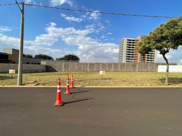 Excelente terreno residencial para venda em Quintas de São José, 459m²