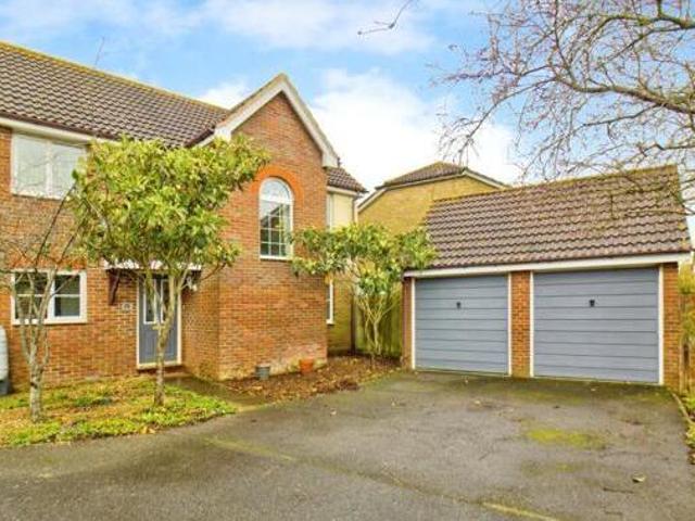 Acorn Close, Ashford, 4 Bedroom Detached