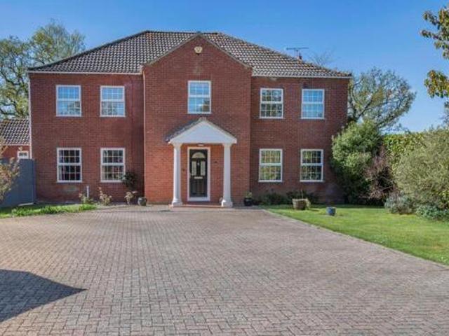 Acorn Drive, ton, 5 Bedroom Detached