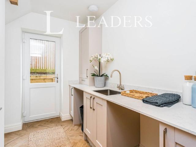 Acorn Gardens, Bell Lane, TN22