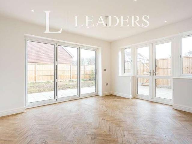 Acorn Gardens, Bell Lane, TN22