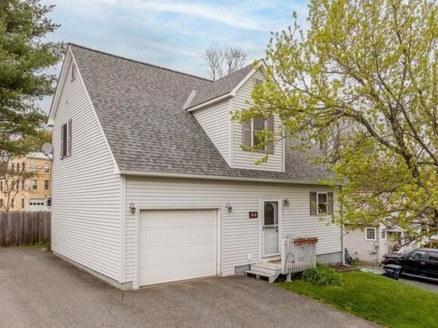 Acorn St, Hartford, Home For Sale