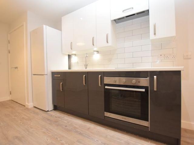 Acorn Street, Sheffield S3, Studio to rent, £650 pcm | PrimeLocation