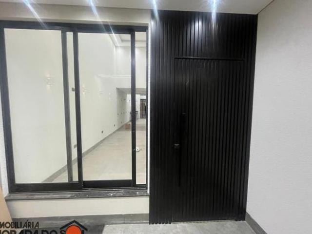 Acabamentos de alto padrão, porcelanatos 1,20 m x 1,20 m na sala e área gourmet Cozinha integrada
