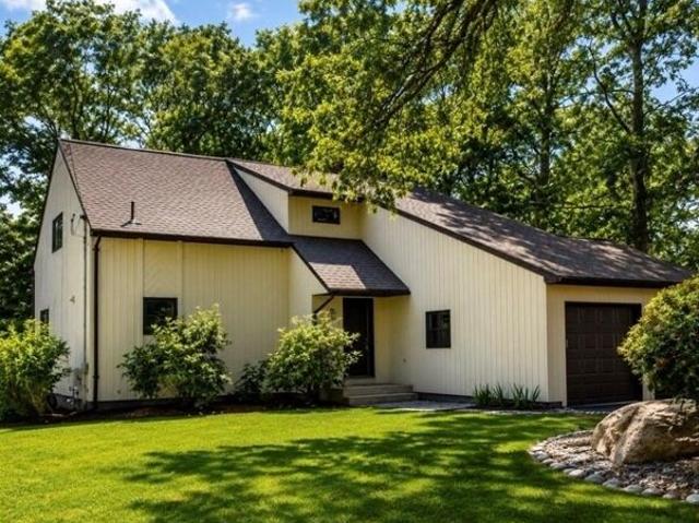 Acacia Ct, Coventry, Home For Sale