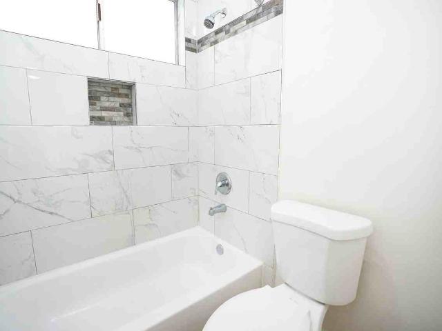 Acacia Ave 11941 Concordia Apts 2 Bedroom Apartment for Rent at 11941 Acacia Ave, Hawthorne, CA 90250 North Hawthorne