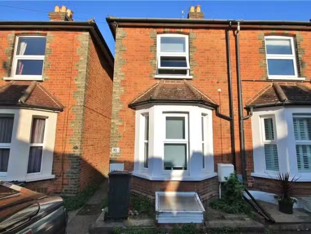 Acacia Road, Guildford, Surrey, GU1 1HL