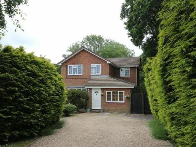 Acacia Road, Hordle, 5 Bedroom Detached