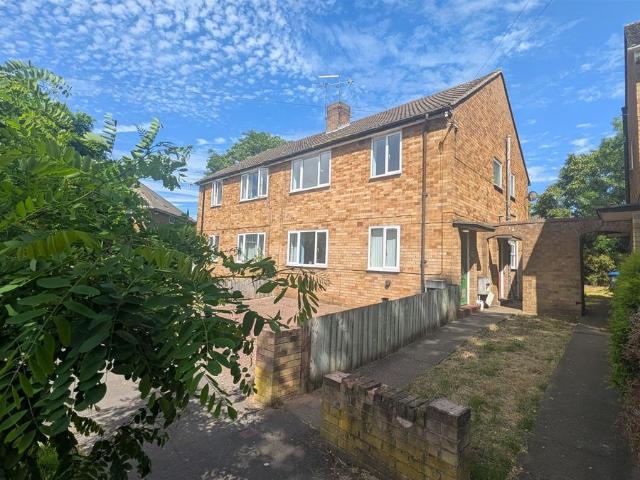 Acacia Road, Leamington Spa CV32, 2 bed maisonette to rent, £1,295 pcm | PrimeLocation