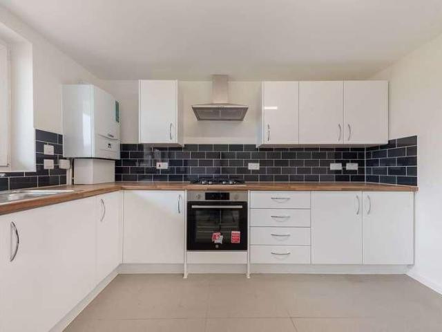 Acacia Road, London, N22