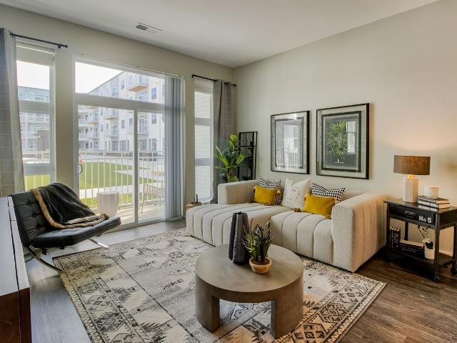 Academy on Fourth 2 Bedroom Apartment for Rent at 101 E 4th St, Newport, KY 41071