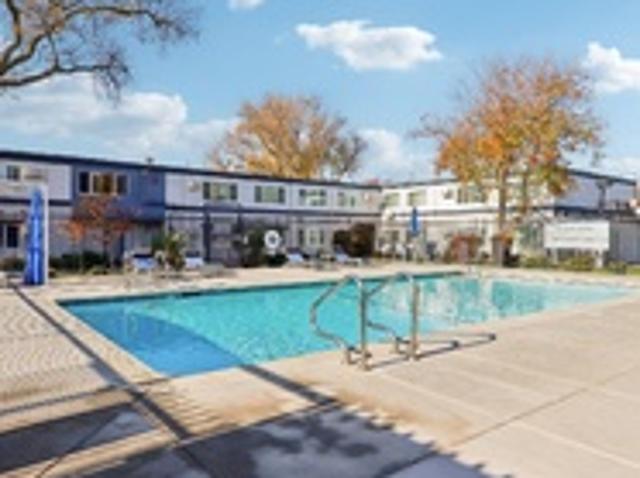 Academy Lane Apartment Homes