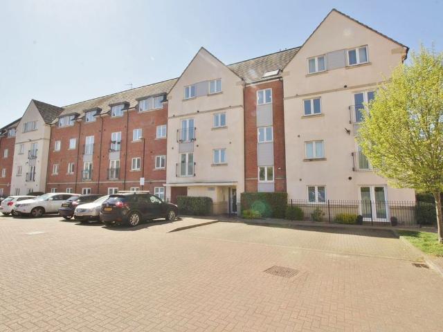 Academy Place, Isleworth TW7, 1 bed flat to rent, £1,600 pcm | PrimeLocation