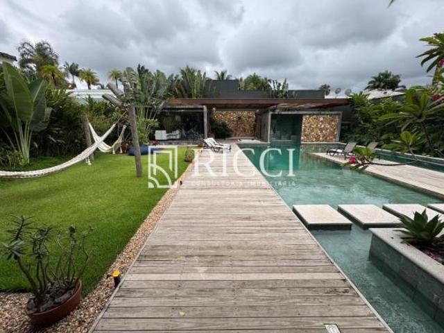 Acapulco 120m² de Piscina 5 suítes