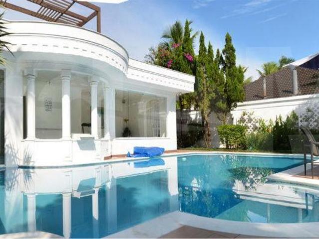 Acapulco Guarujá, casa a venda em condomínio fechado