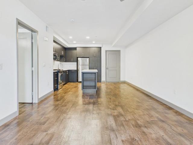 Access Culver City 3 Bedroom Apartment for Rent at 8770 Washington Blvd, Culver City, CA 90232 McManus