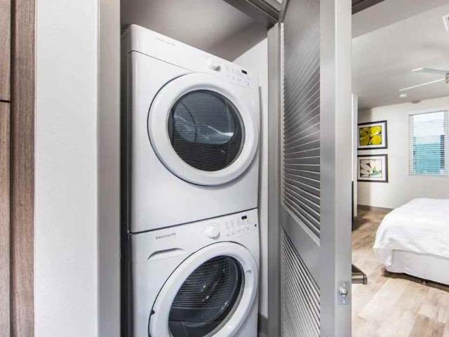 Access Culver City 2 Bedroom Apartment for Rent at 8770 Washington Blvd, Culver City, CA 90232 McManus