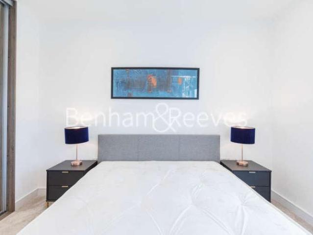 Accolade Avenue, Southall, UB1