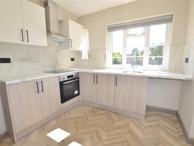 Ace Parade, Chessington KT9 4 bed apartment to rent £2,445 pcm £564 pw