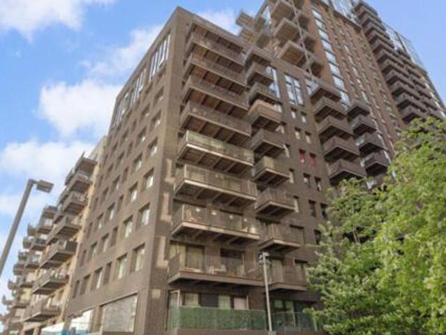Ace Way, Battersea, 2 Bedroom Flat