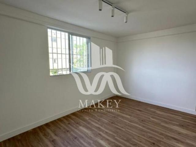 SOLDING Aceita financiamento. Apartamento térreo com 2 quartos, cozinha americana, 57m² no Condomí