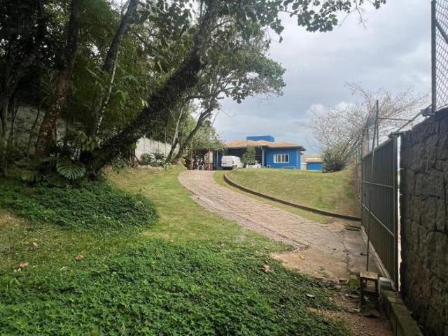 ACEITA FINANCIAMENTO! Chácara Moderna em Jundiaí com Terreno de 1.066m²