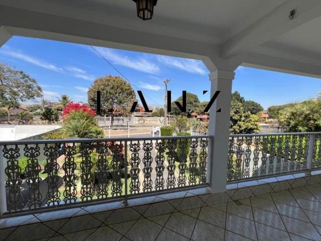 Aceita permuta, veja descrição. Sobrado à venda no Residencial Santos Dumont