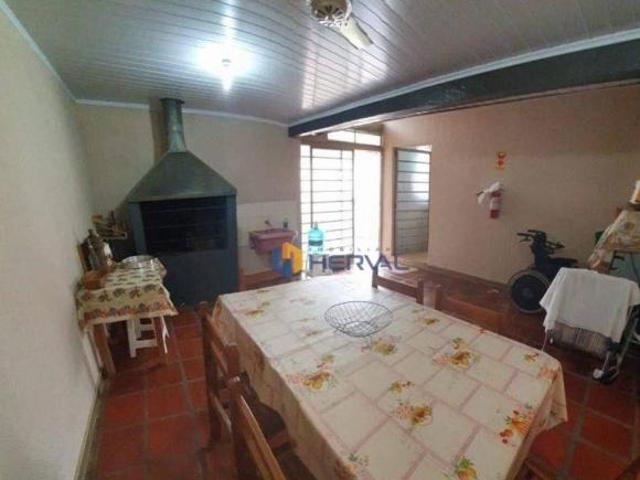 Aceita troca Casa com 3 quartos à venda, 237 m² por R$ 708.000 Vila Cafelândia Maringá/PR