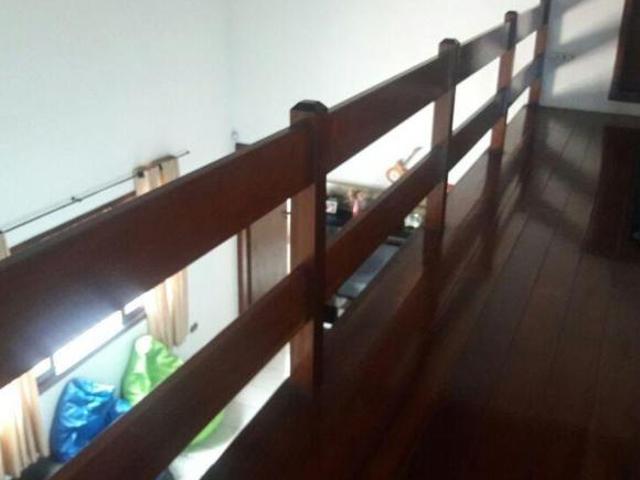 ACEITA TROCA. LINDO SOBRADO COM 3 DORMS, SENDO 2 SUITES E 2 VAGAS